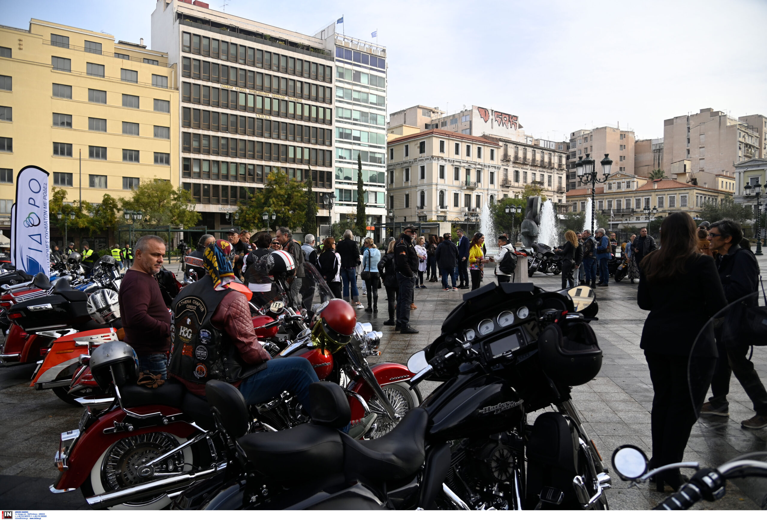 ΜΗΧΑΝΟΚΙΝΗΤΗ ΒΟΛΤΑ ΣΕ ΙΣΤΟΡΙΚΑ ΣΗΜΕΙΑ ΤΗΣ ΑΘΗΝΑΣ ΜΕ ΕΠΩΝΥΜΕΣ ΠΑΡΟΥΣΙΕΣ ...